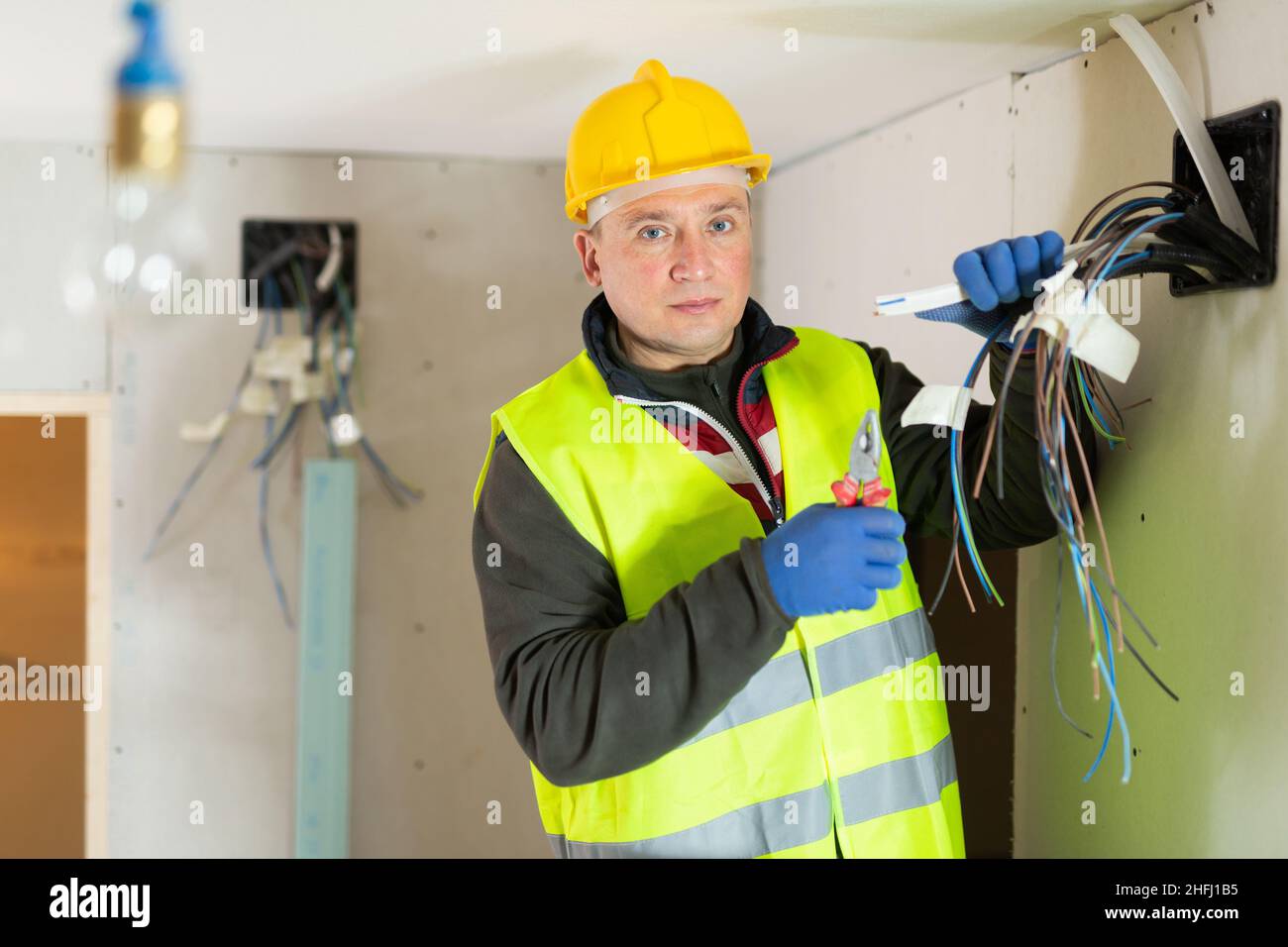 How To Install Electricity In A New House at Maddison Loch blog