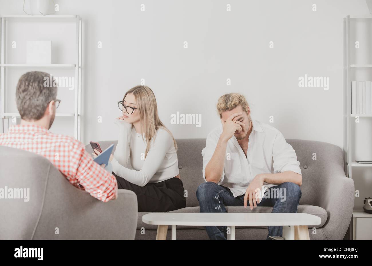 Discussion of family problems with psychologist. Family conflicts ...