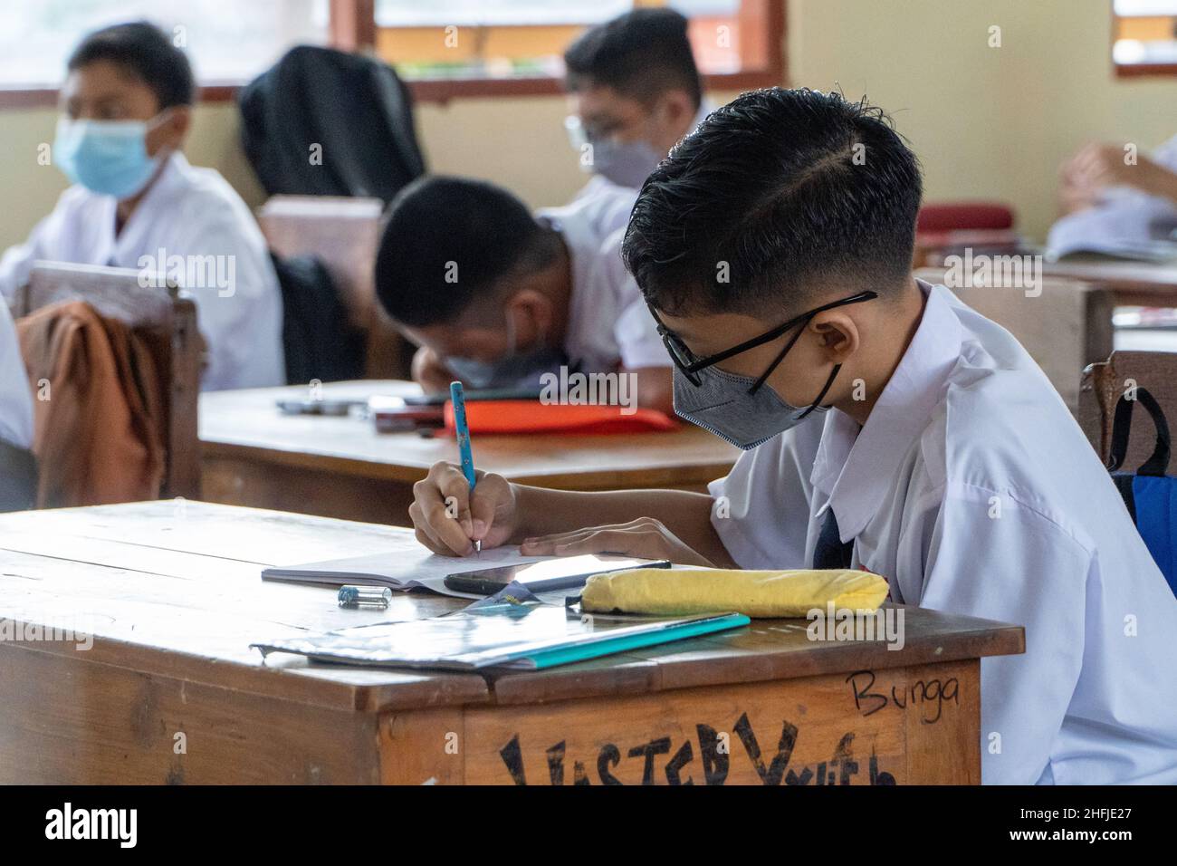 BALI,INDONESIA-5 OCT 2021: classroom atmosphere in Indonesian junior ...