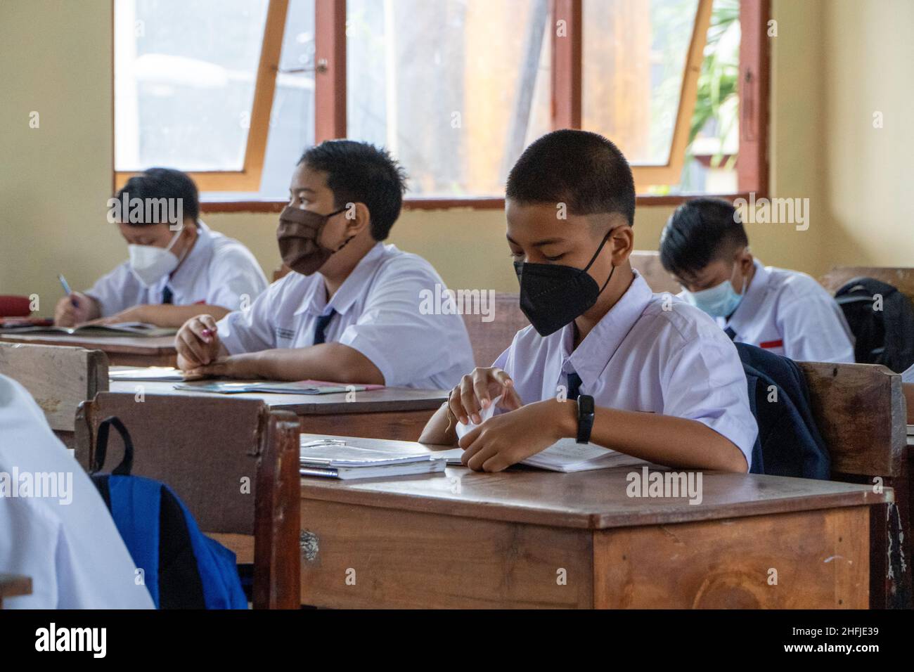 BALI,INDONESIA-5 OCT 2021: classroom atmosphere in Indonesian junior ...