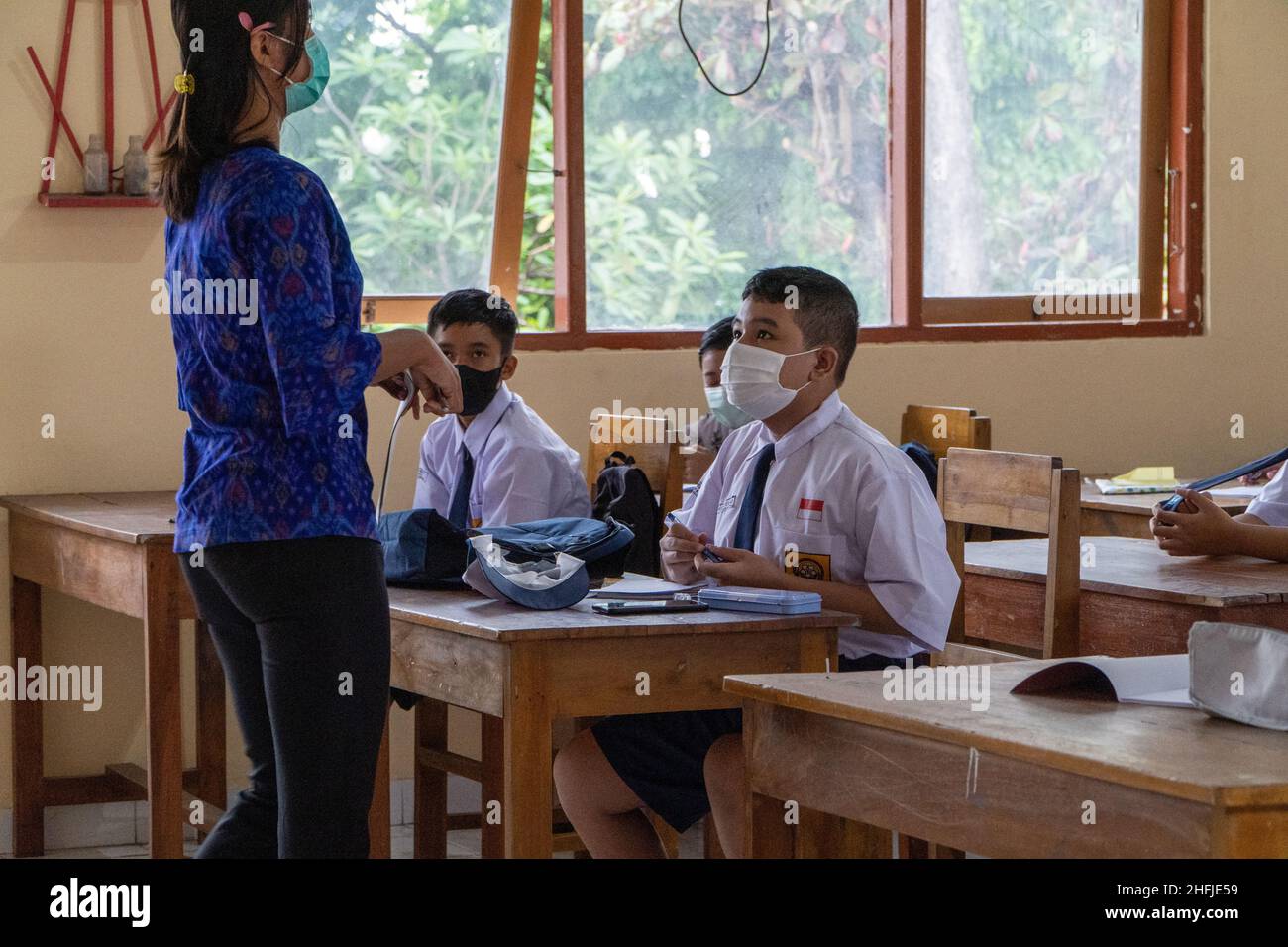 BALI,INDONESIA-5 OCT 2021: classroom atmosphere in Indonesian junior ...