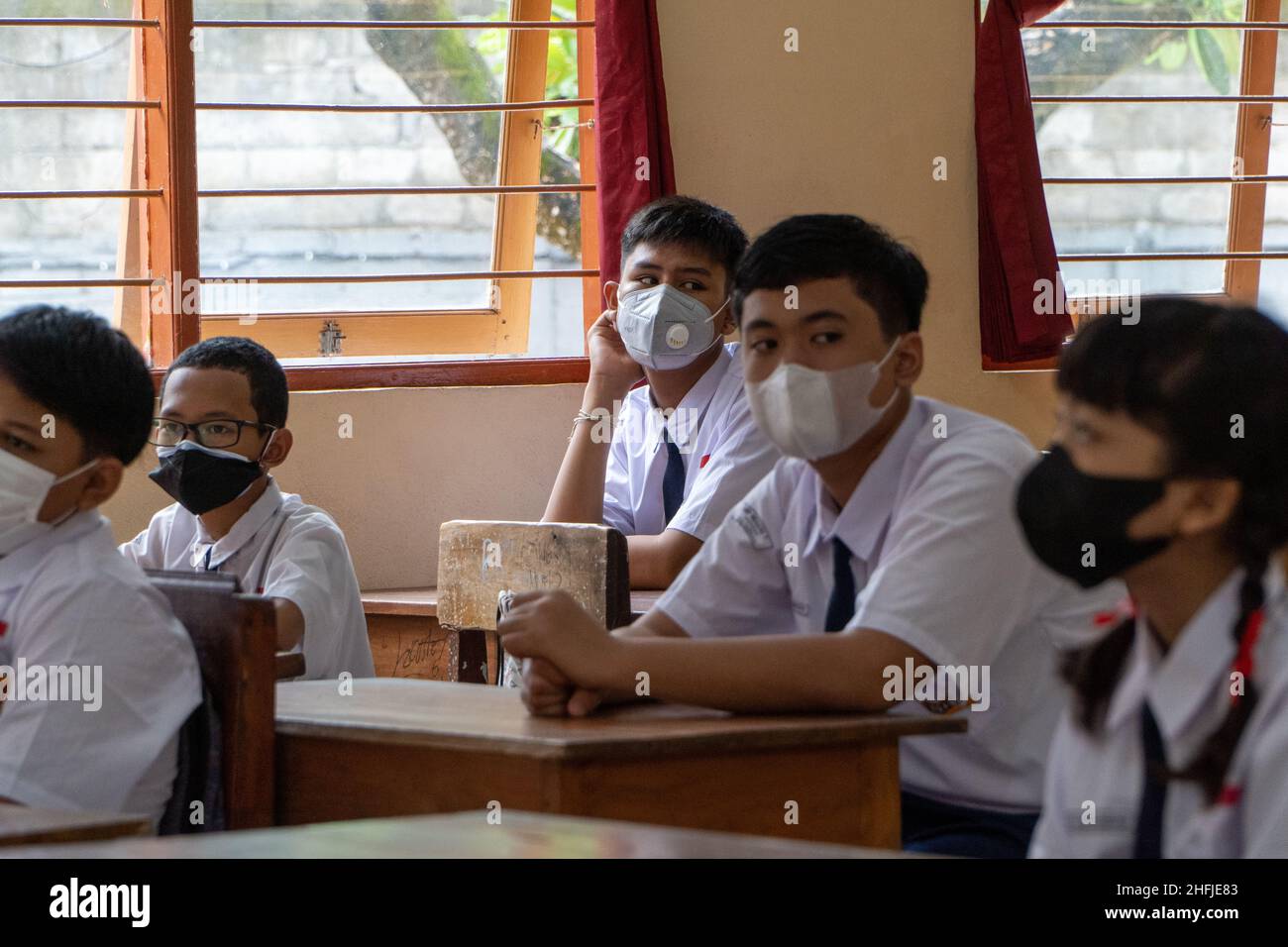 BALI,INDONESIA-5 OCT 2021: classroom atmosphere in Indonesian junior ...