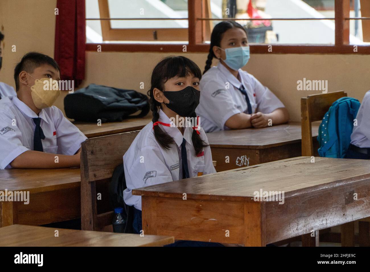 BALI,INDONESIA-5 OCT 2021: classroom atmosphere in Indonesian junior ...