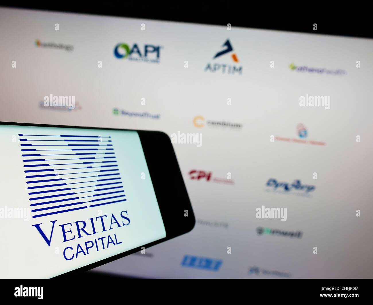Veritas logo hi-res stock photography and images - Alamy