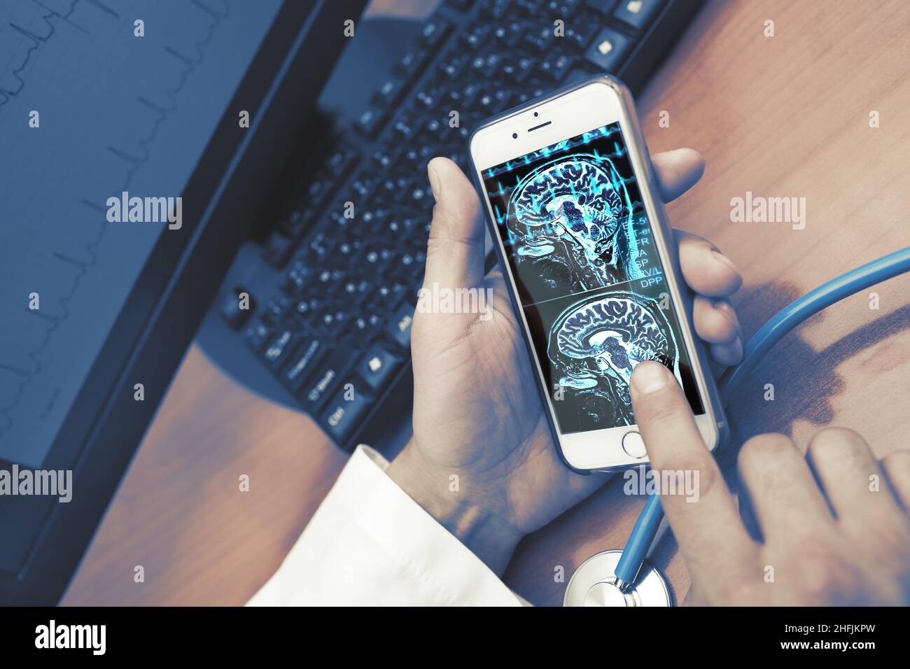 Ecg screen and keyboard hi-res stock photography and images - Alamy