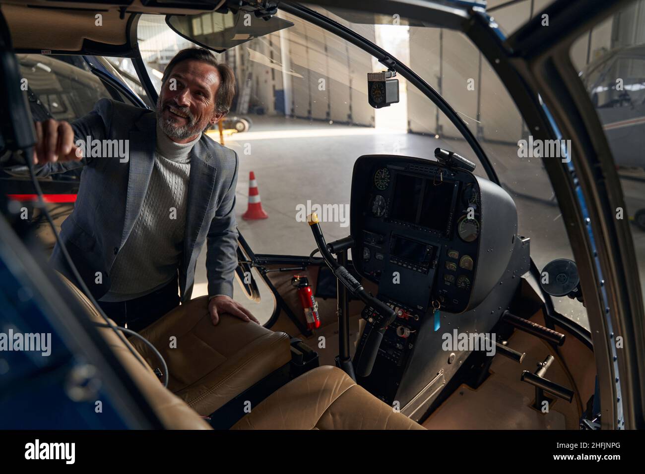 Rotary wing hi-res stock photography and images - Alamy