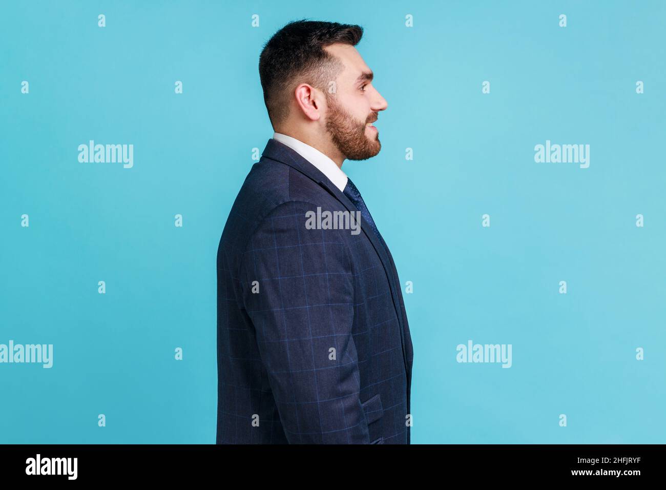 Smile smiling side profile hi-res stock photography and images - Alamy