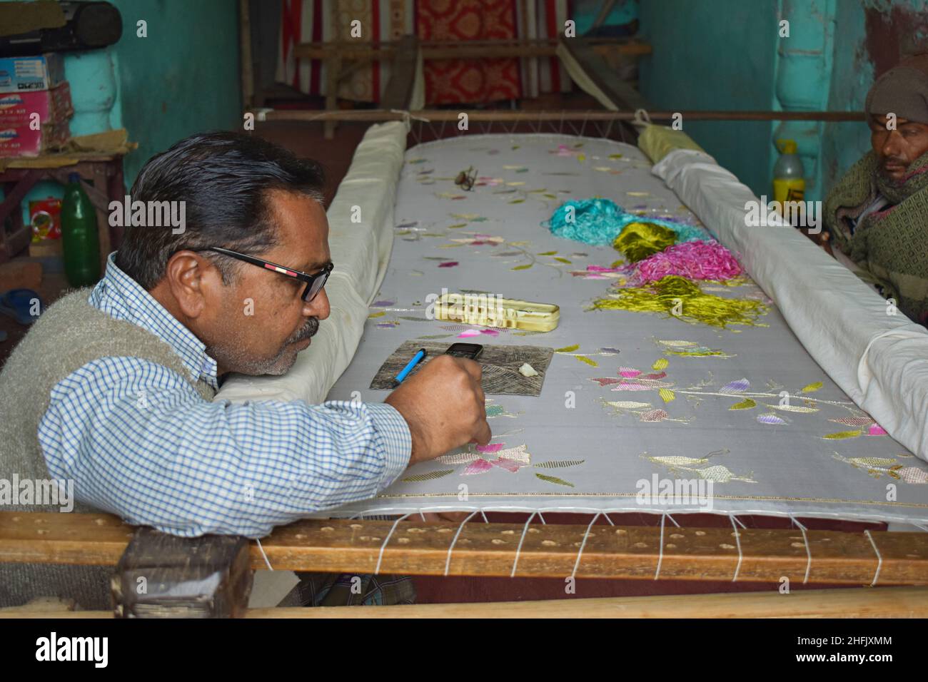 Hand embroidery hi-res stock photography and images - Alamy