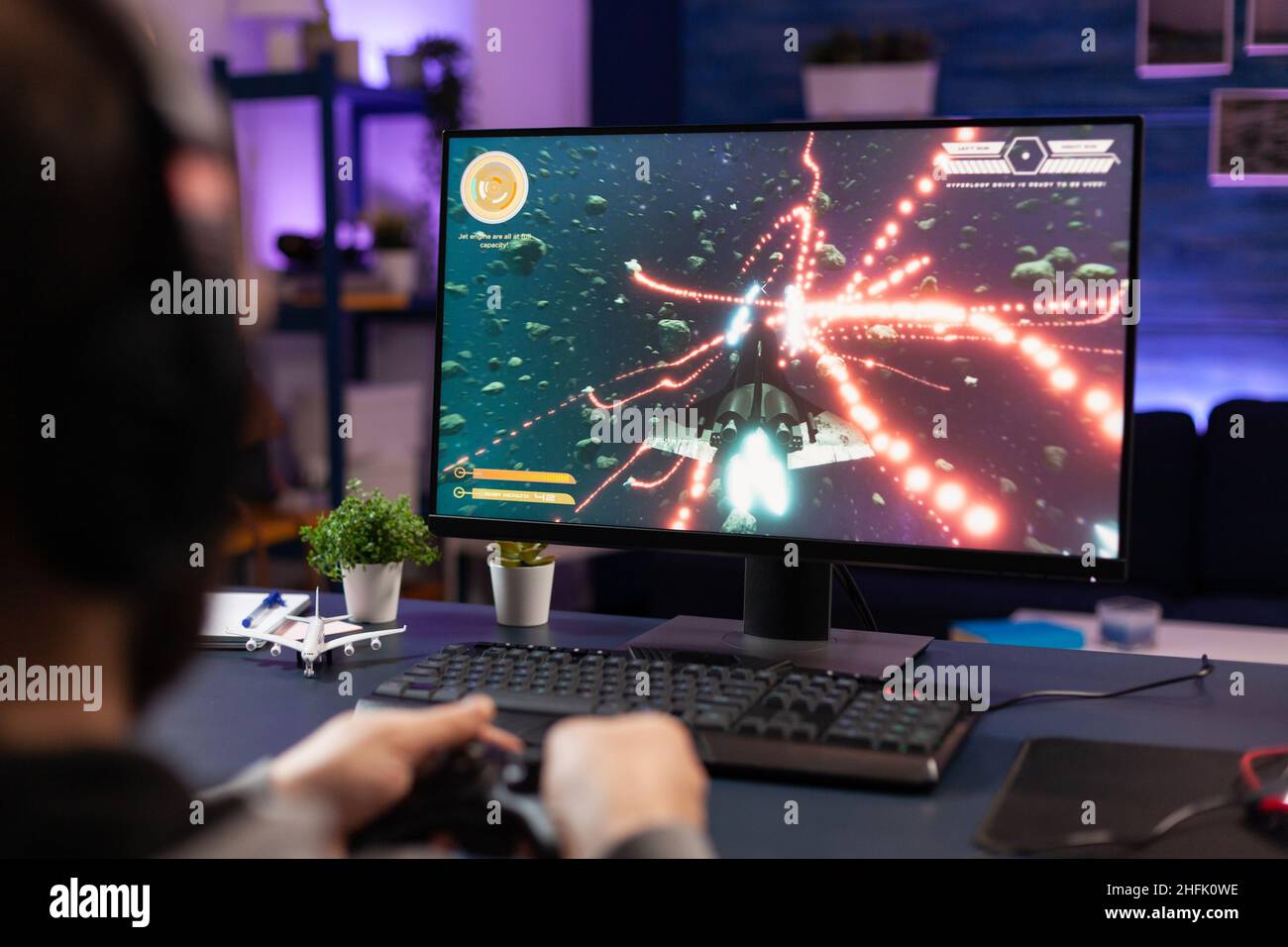 Modern graphics controller pc hi-res stock photography and images - Alamy