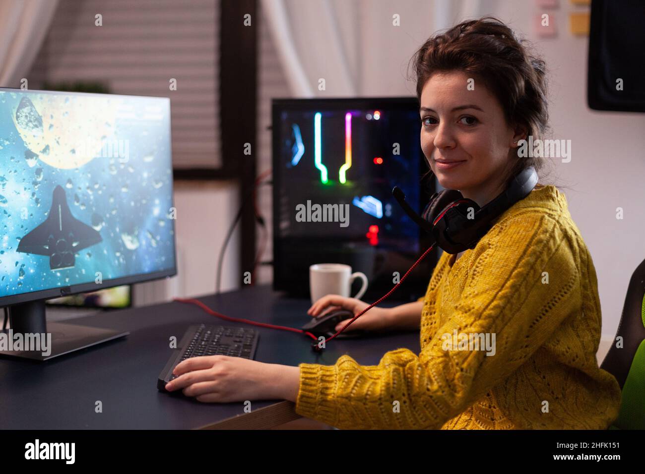 Gaming studio hi-res stock photography and images - Alamy