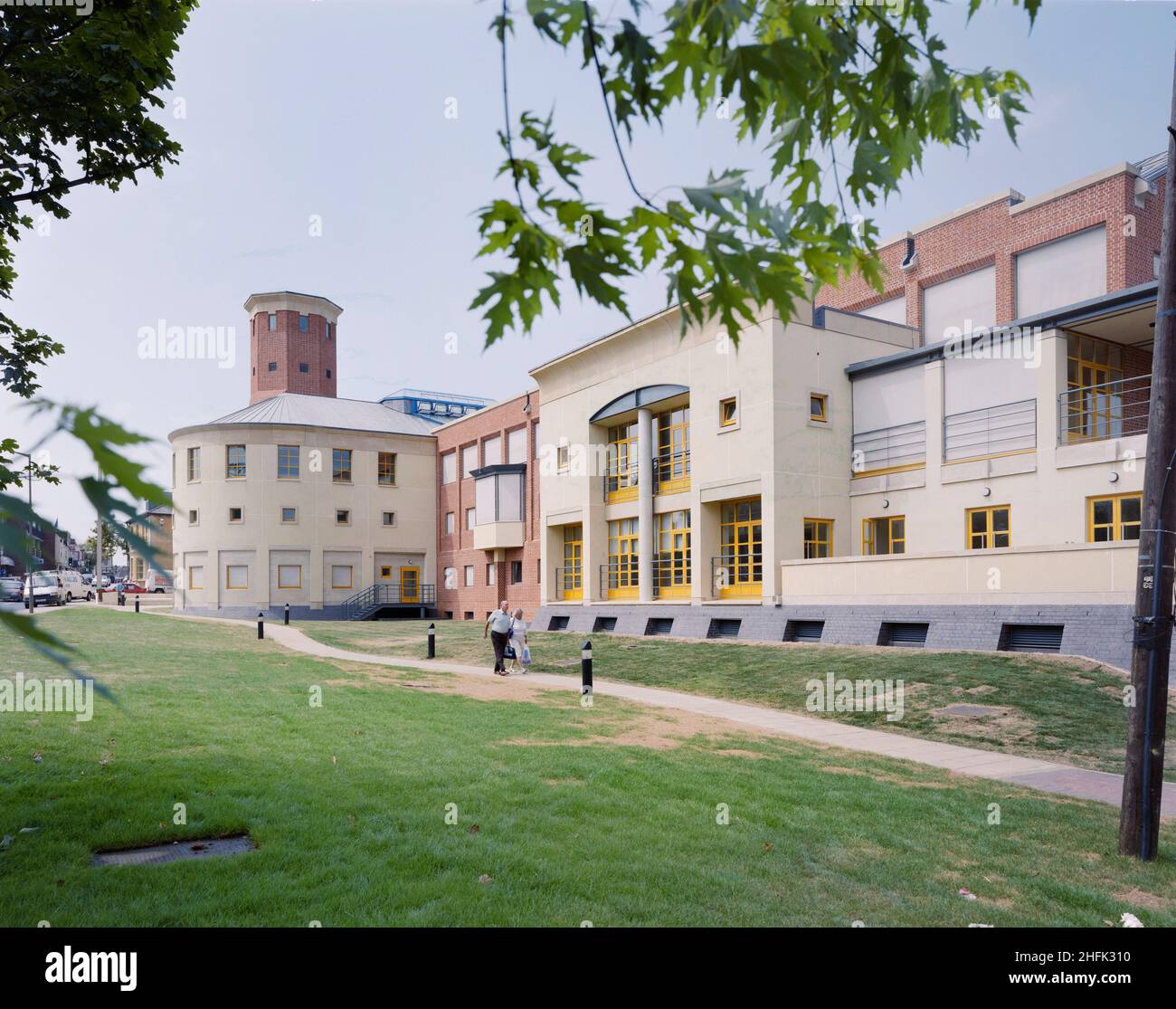 Epping high street hi-res stock photography and images - Alamy