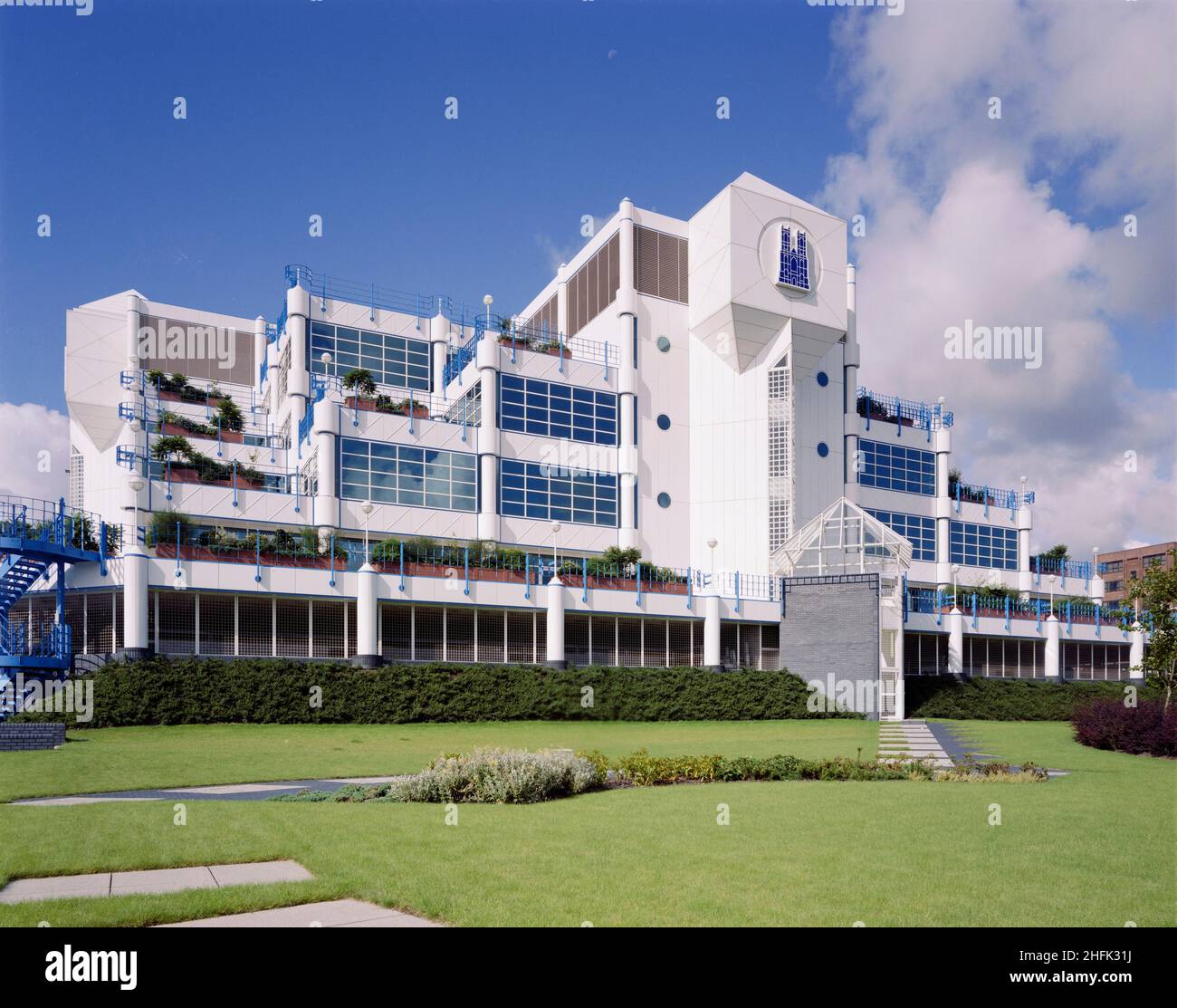 Abbey Life Building, Holdenhurst Road, Bournemouth, 22/07/1992. A view ...