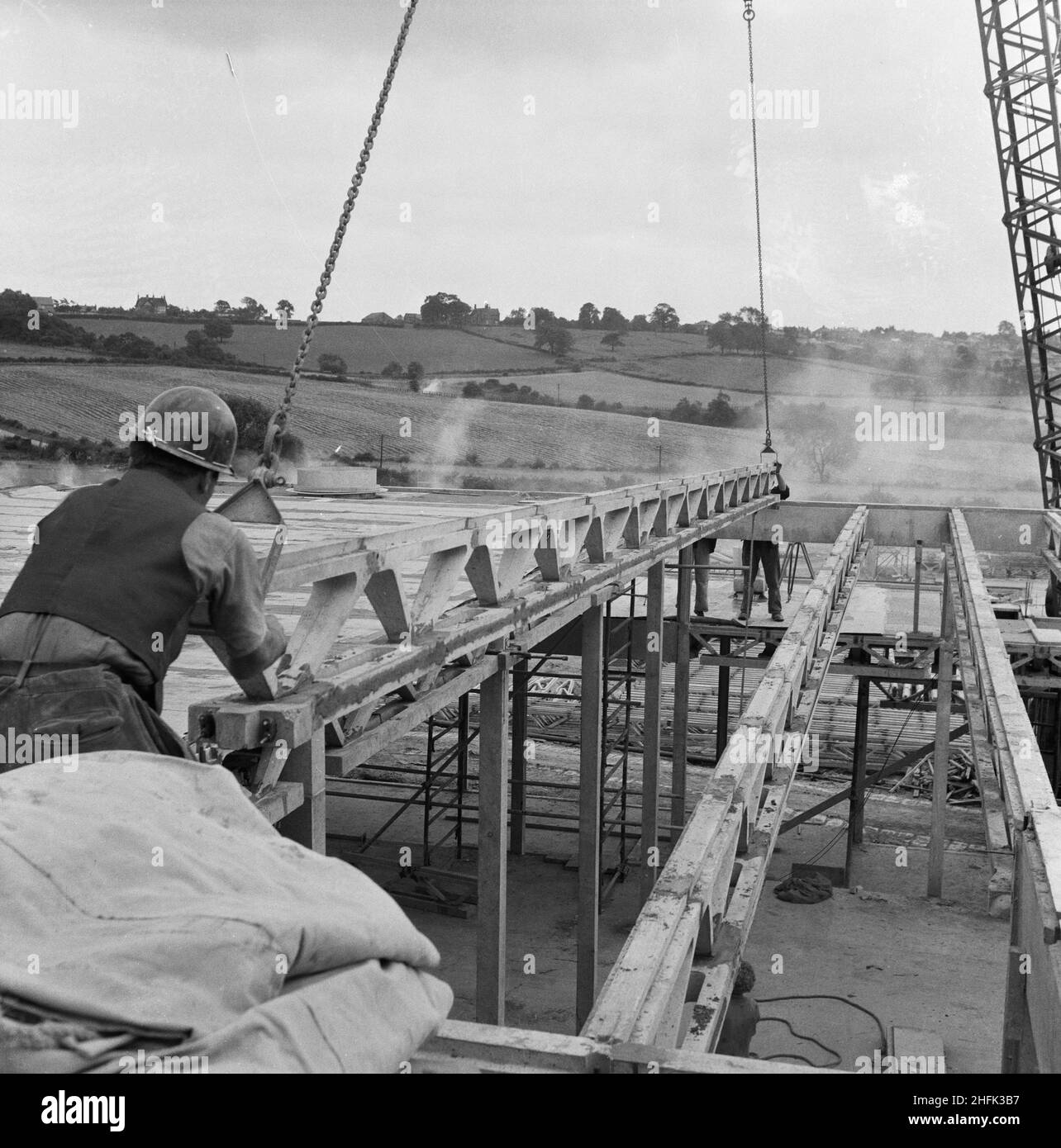 Construction using crane hi-res stock photography and images - Alamy