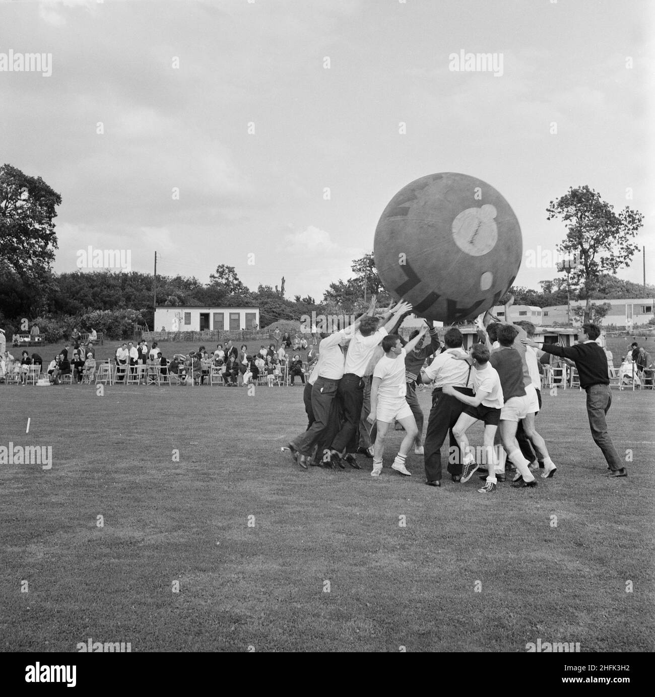 Giant tennis ball Black and White Stock Photos & Images - Alamy