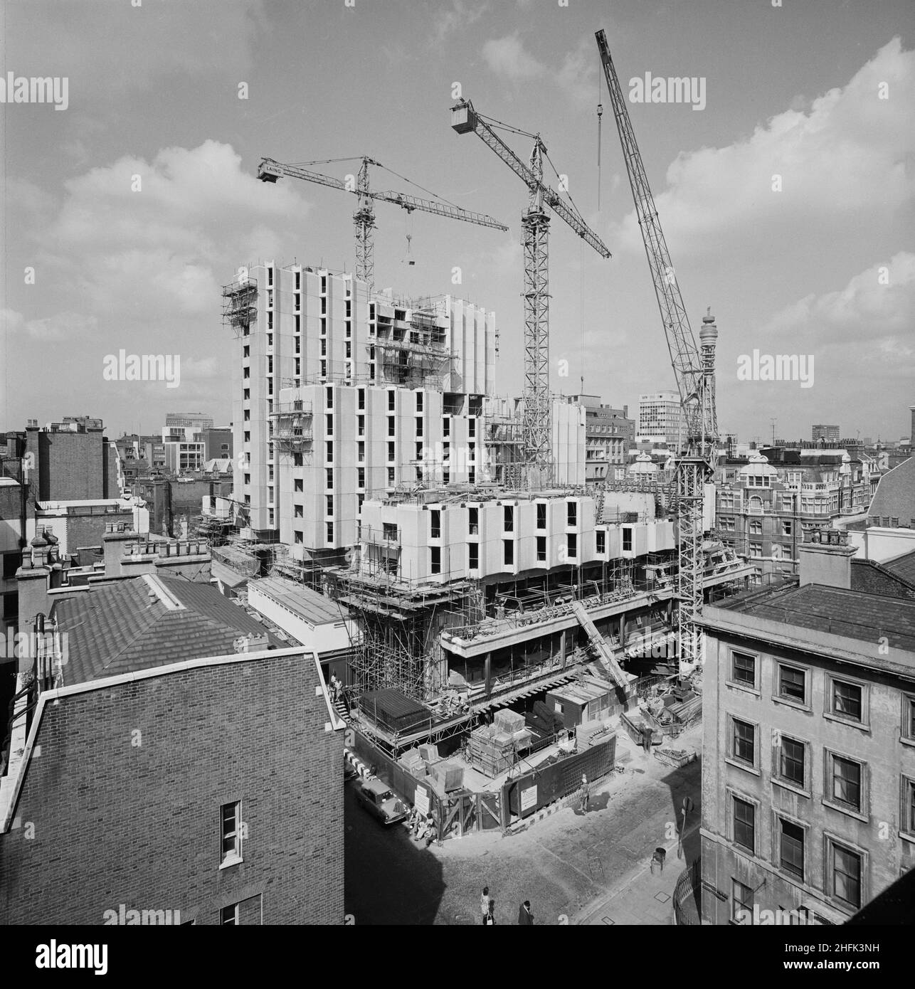 English tower cranes Black and White Stock Photos & Images - Alamy