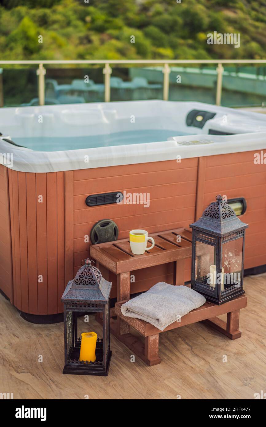 Woman bath home flowers hi-res stock photography and images - Alamy