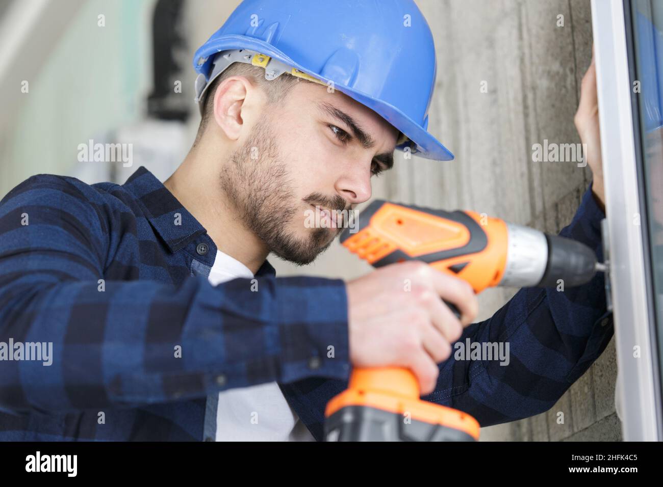 Active drilling hi-res stock photography and images - Alamy