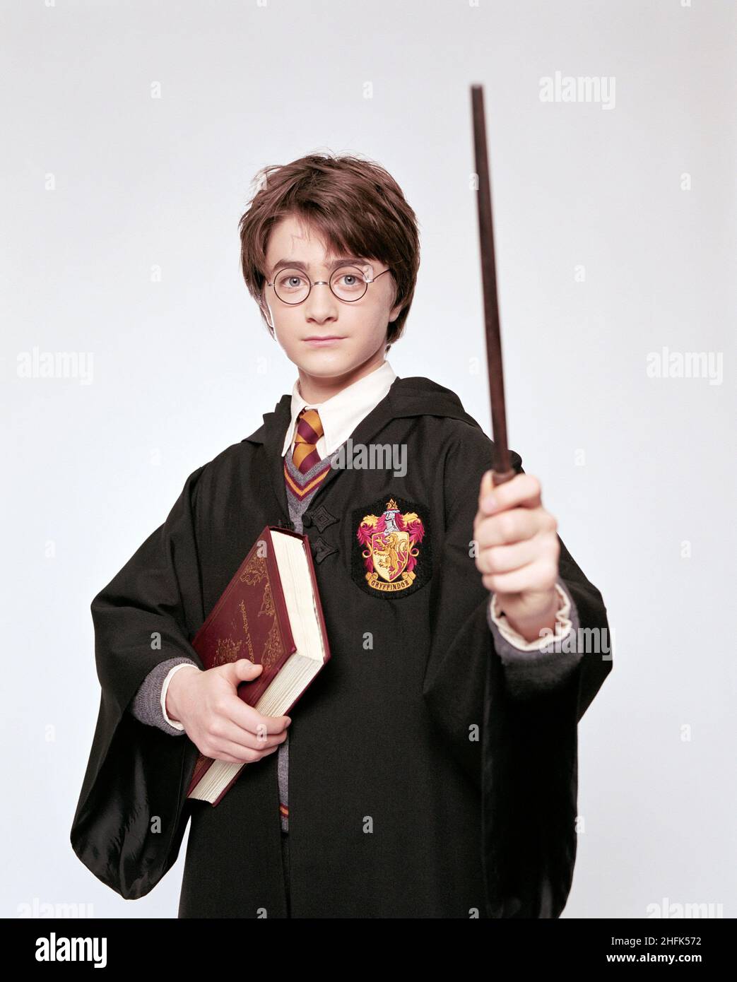 Harry potter 2001 daniel hi-res stock photography and images - Alamy