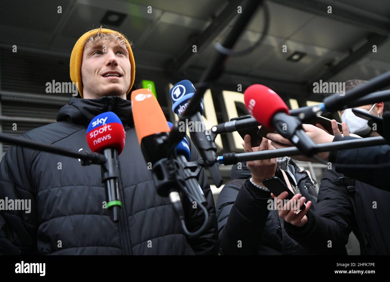 Bratislava, Slovakia. 17th Jan, 2022. Till Klimpke, player of the ...