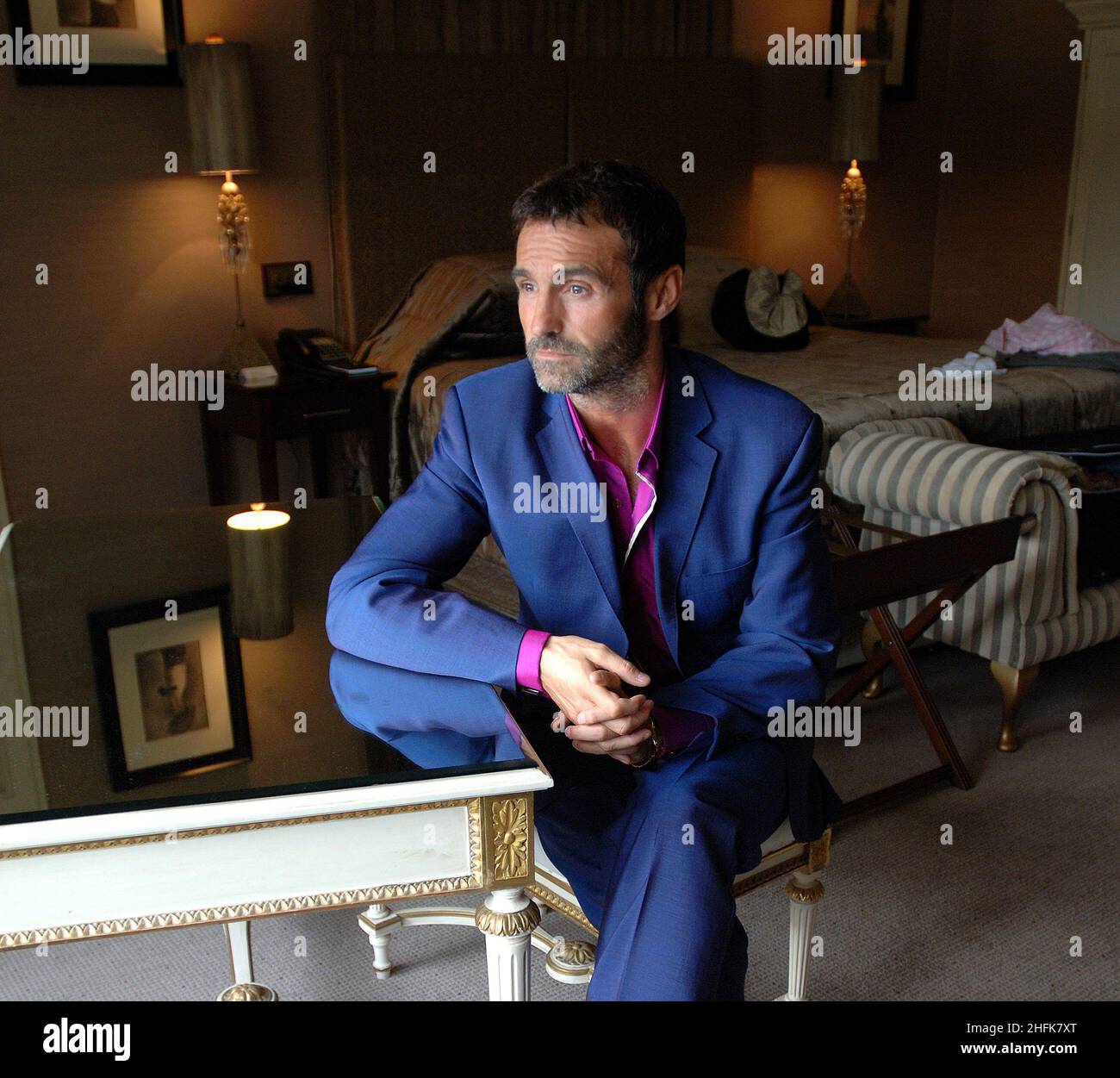 War of the worlds album hi-res stock photography and images - Alamy