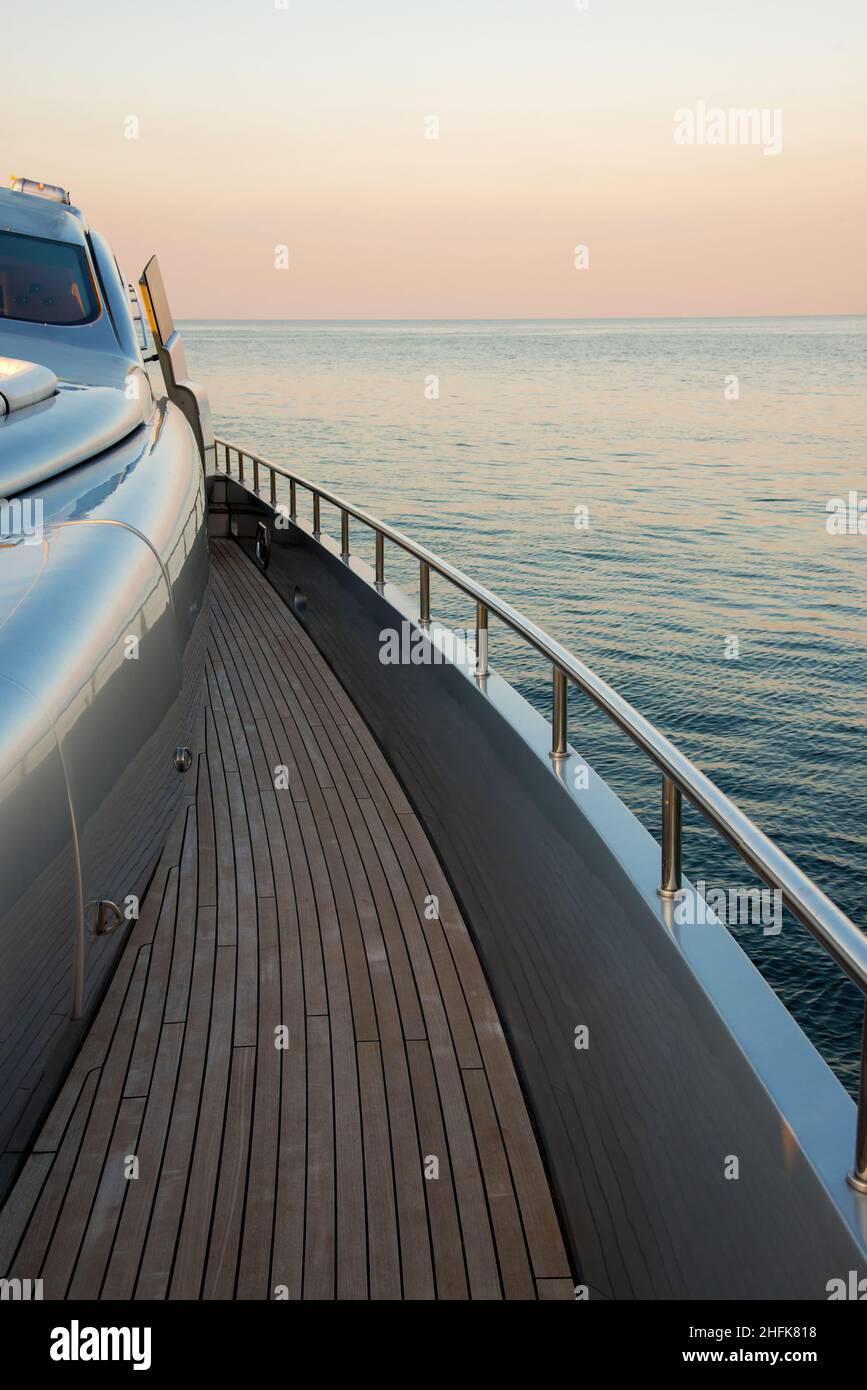 Beautiful sea view from the starboard side of a luxury yacht at sunset ...
