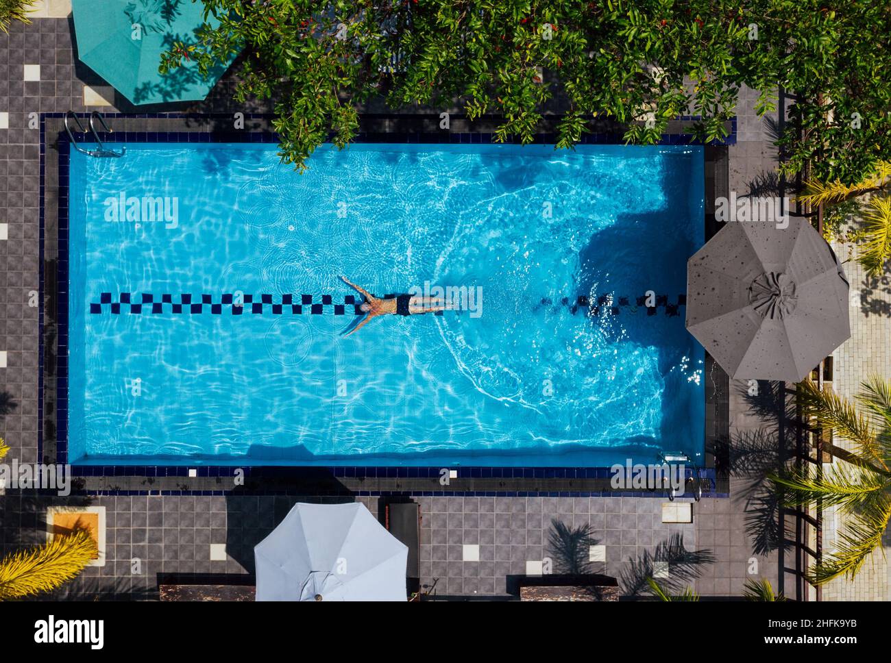 Swimmer underwater hi-res stock photography and images - Alamy