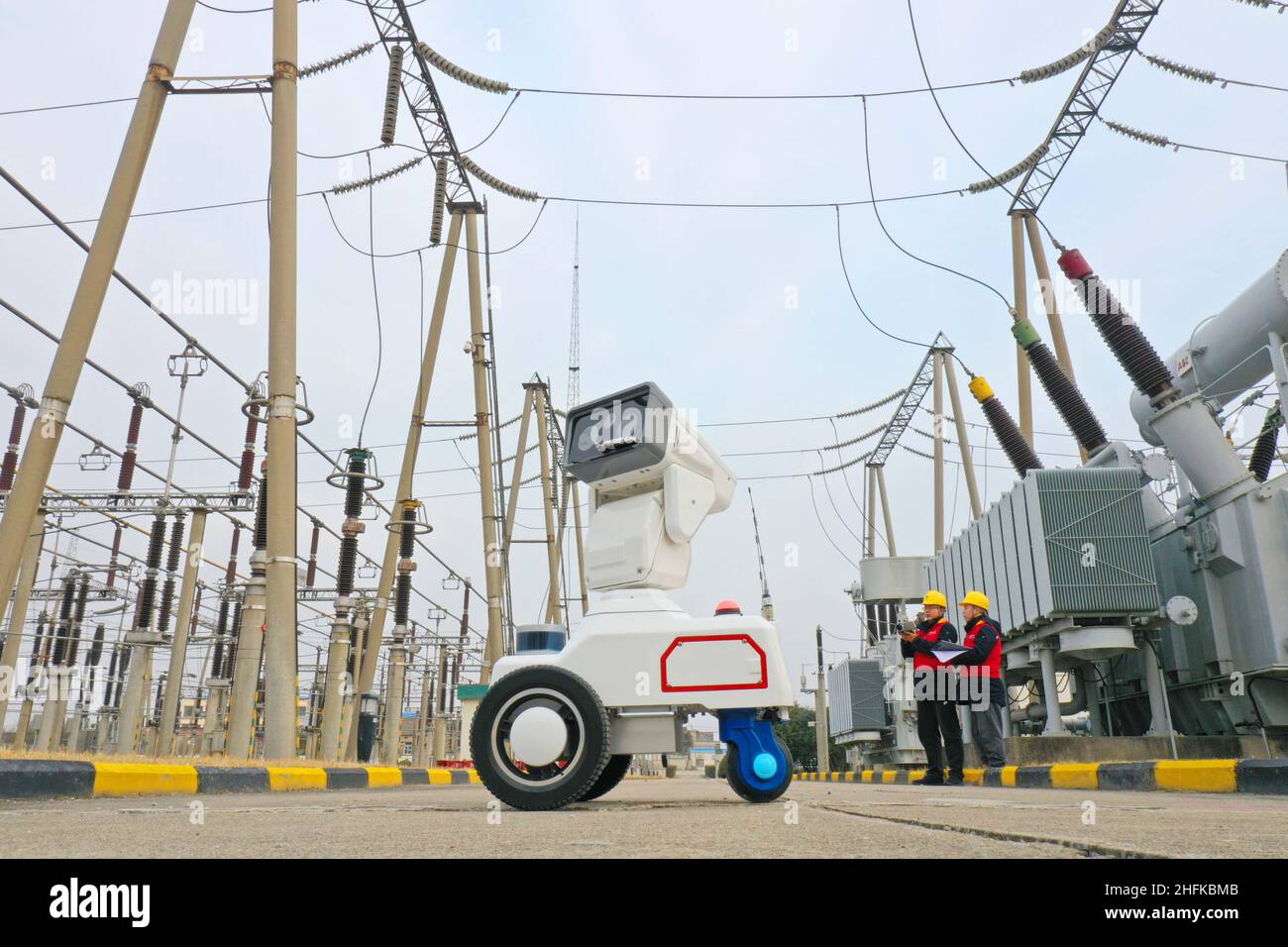Power supply robot hi-res stock photography and images - Alamy