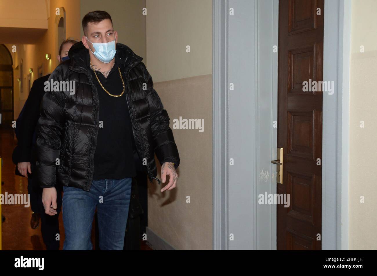 Kristoffer Jonas Klauß, besser bekannt als Rapper GZUZ der Rap-Gruppe ...