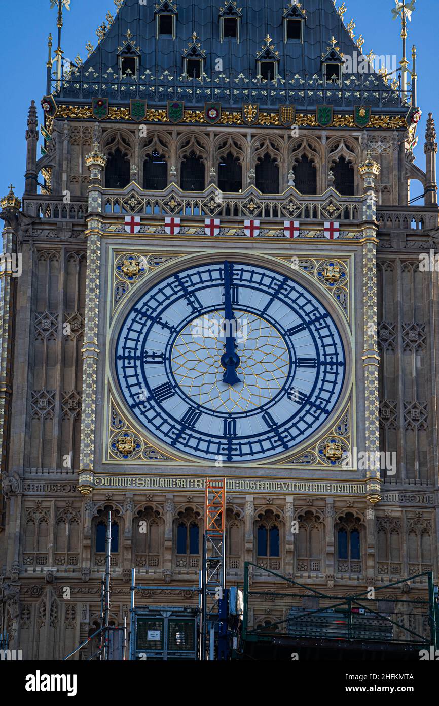 WESTMINSTER, LONDON, UK. 17th Jan, 2022. The clock faces of Elizabeth ...