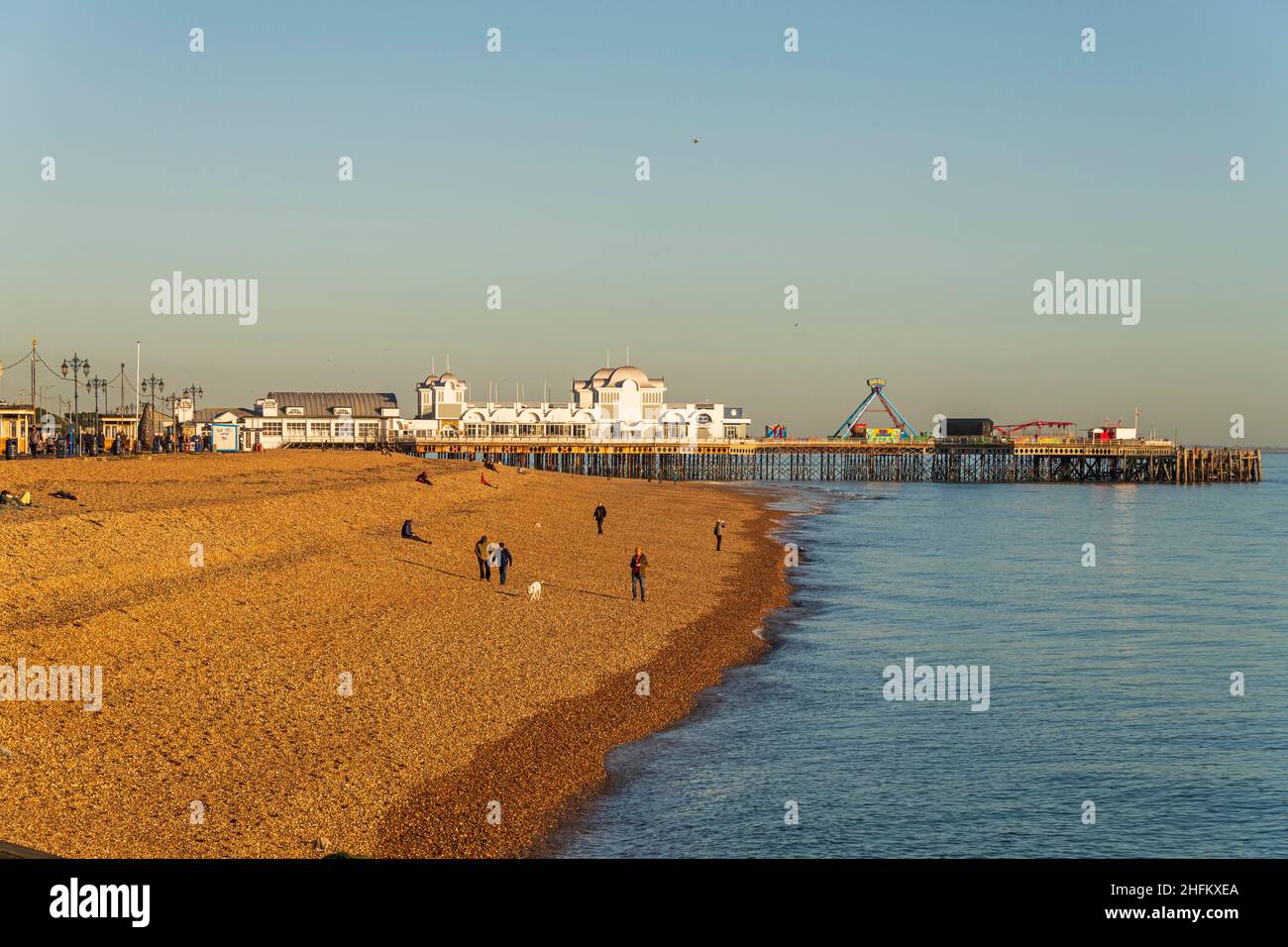 South Parade Pier and Beach in late afternoon sunshine, Southsea ...