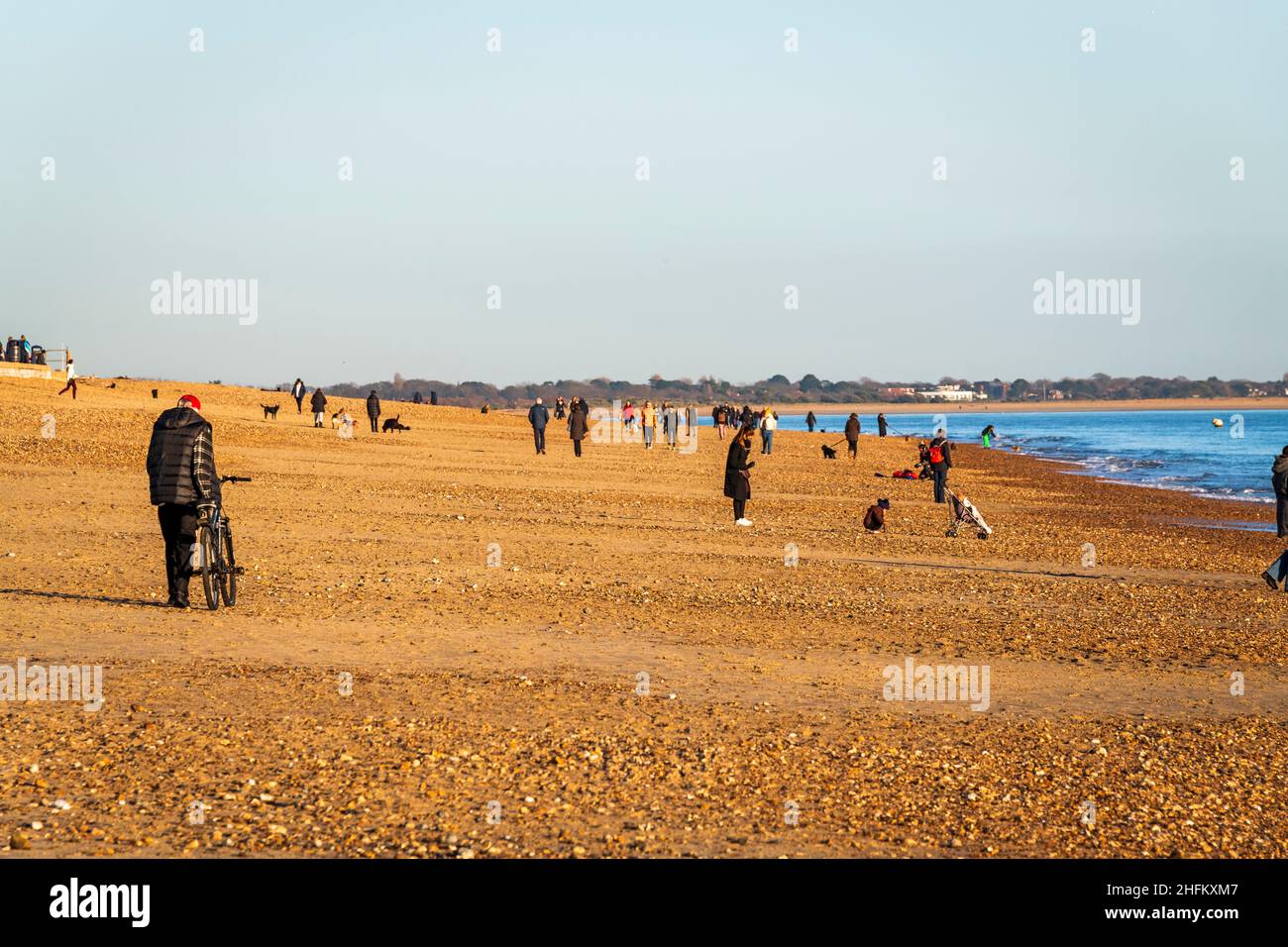 Hayling island beach portsmouth hi-res stock photography and images - Alamy