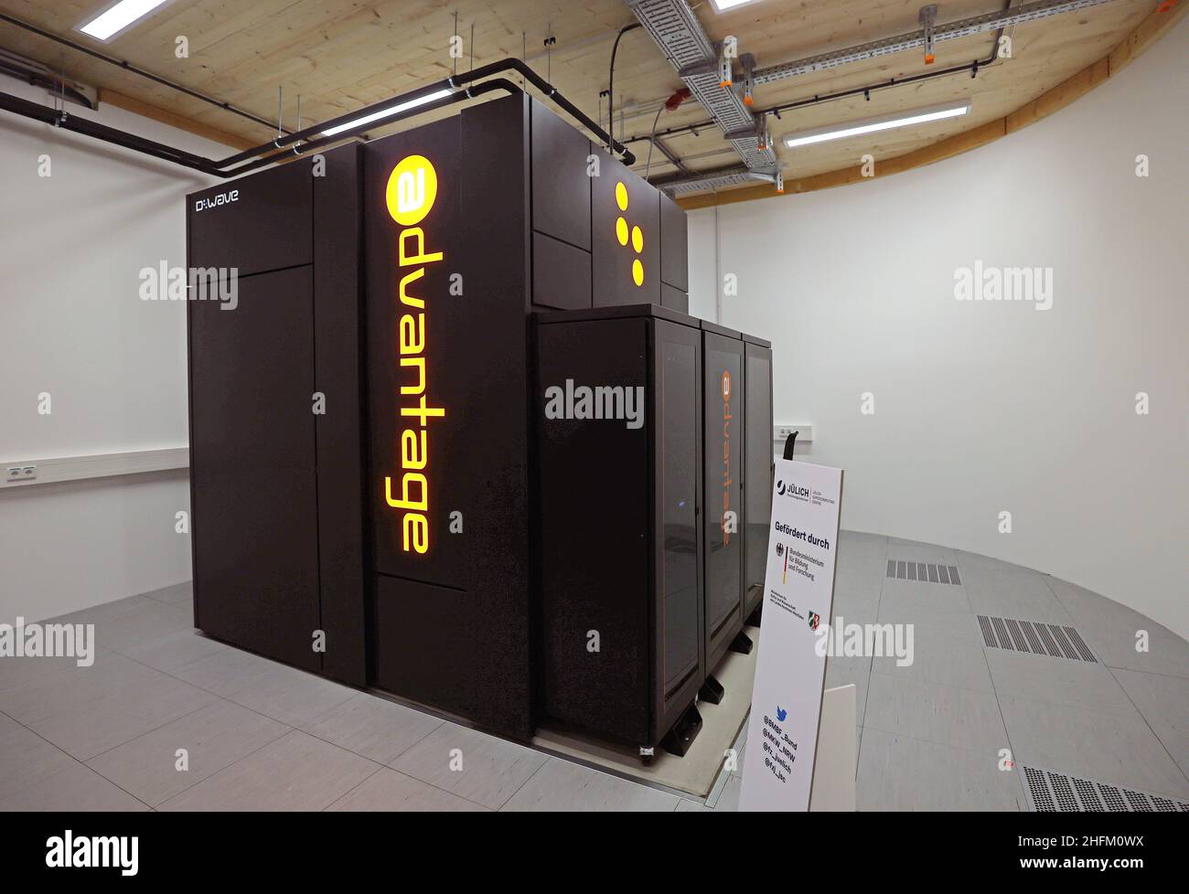 Supercomputers 2022 hi-res stock photography and images - Alamy