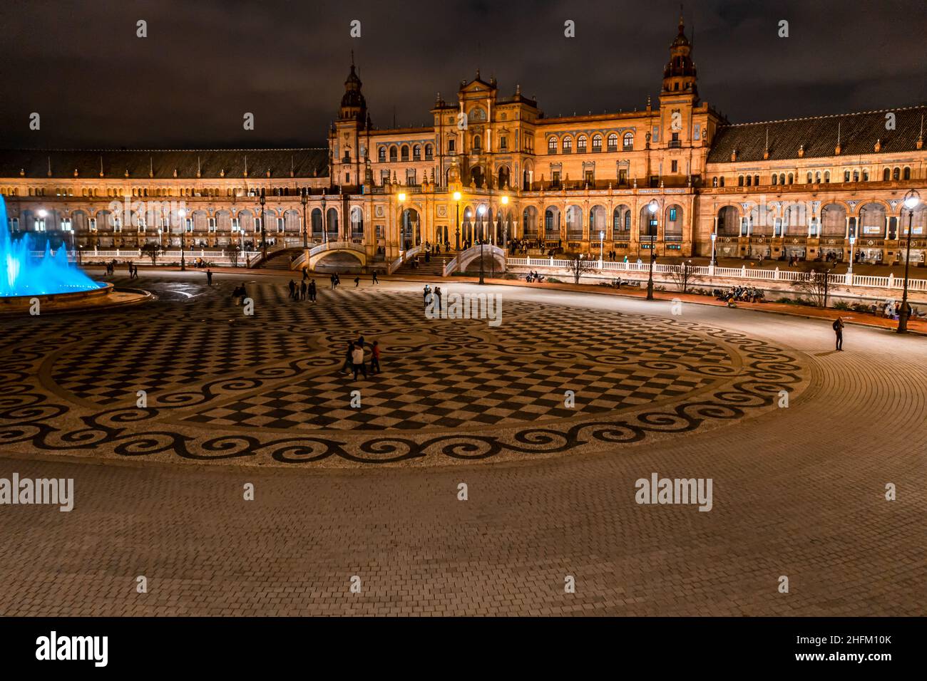 Aeral view of the Plaza de Espana with night lights in Sevilla Stock ...