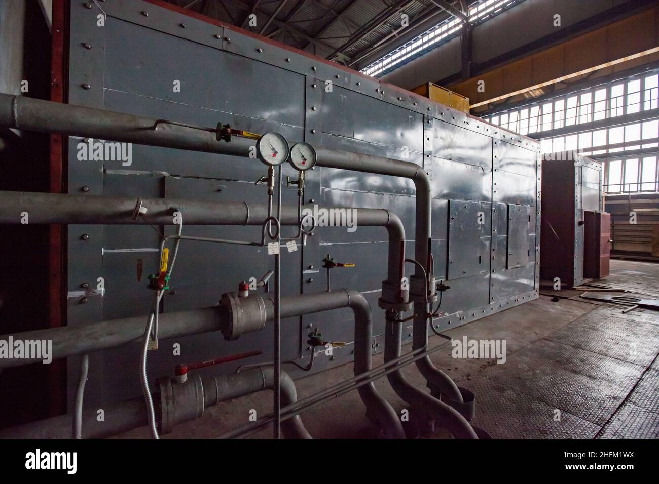 Steam turbine power station interior hi-res stock photography and ...