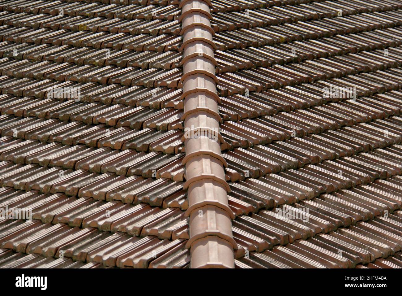 Clay tile roof top hi-res stock photography and images - Alamy