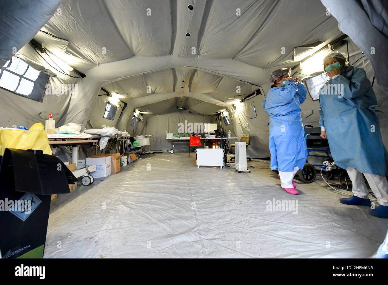 Triage tent set up at the Cremona hospital to manage the coronavirus ...
