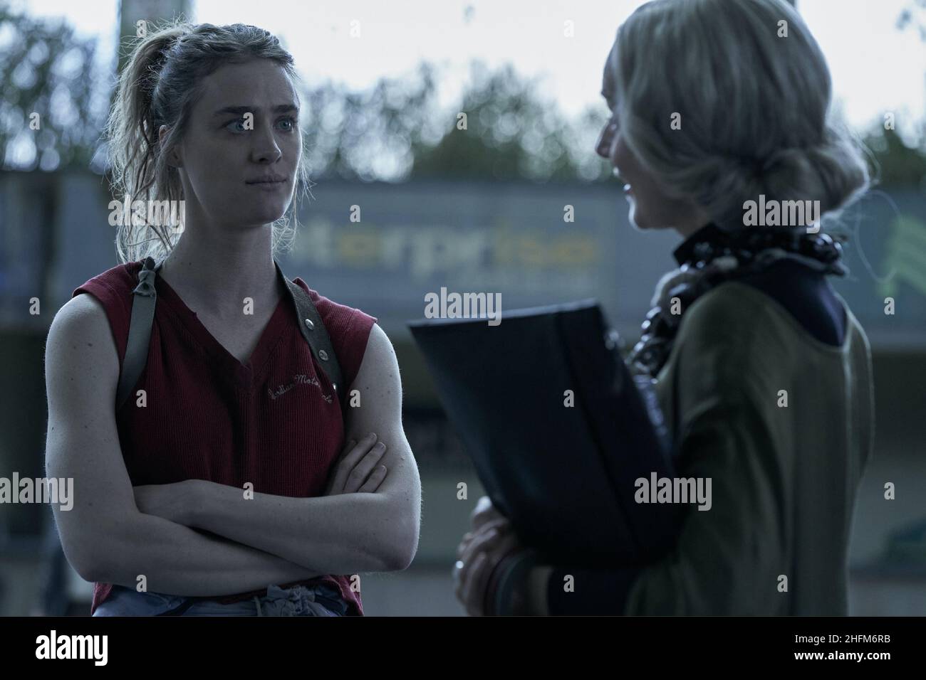 Mackenzie Davis, Caitlin McRill FitzGerald, "Station Eleven" (2021 ...