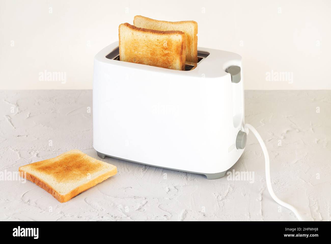 Electric toasted bread machine hi-res stock photography and images - Alamy
