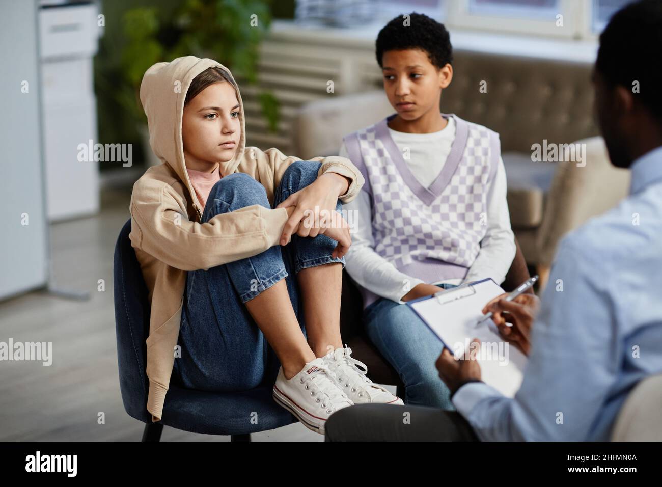 Group therapy session hi-res stock photography and images - Alamy