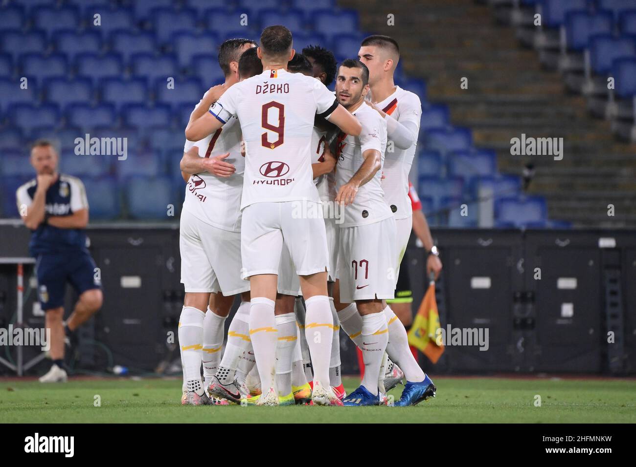 Rete calcio hi-res stock photography and images - Alamy