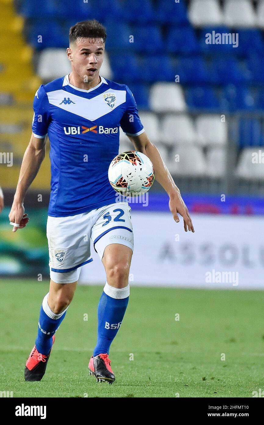 Stadio verticale hi-res stock photography and images - Alamy