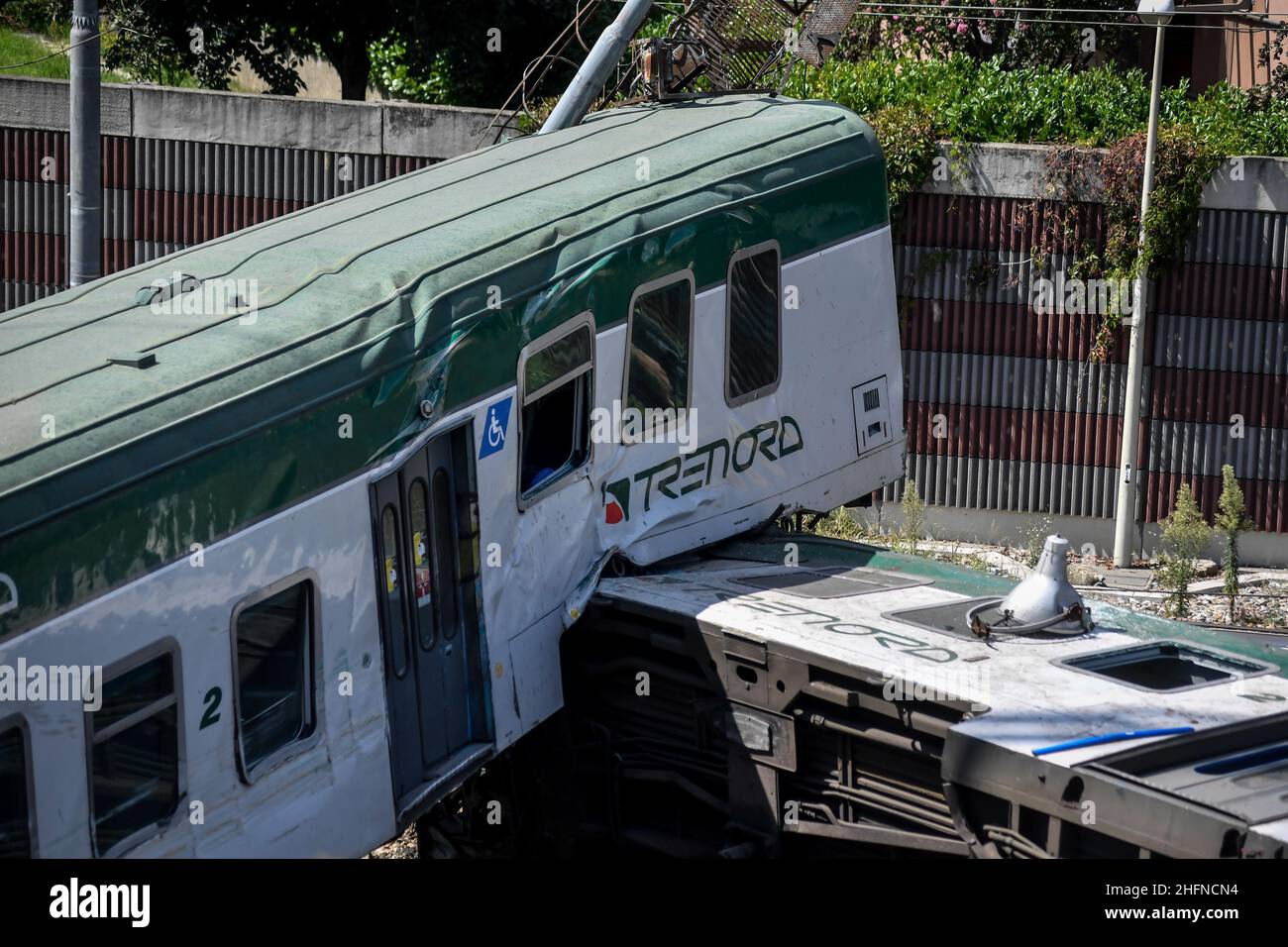 Usmate hi-res stock photography and images - Alamy