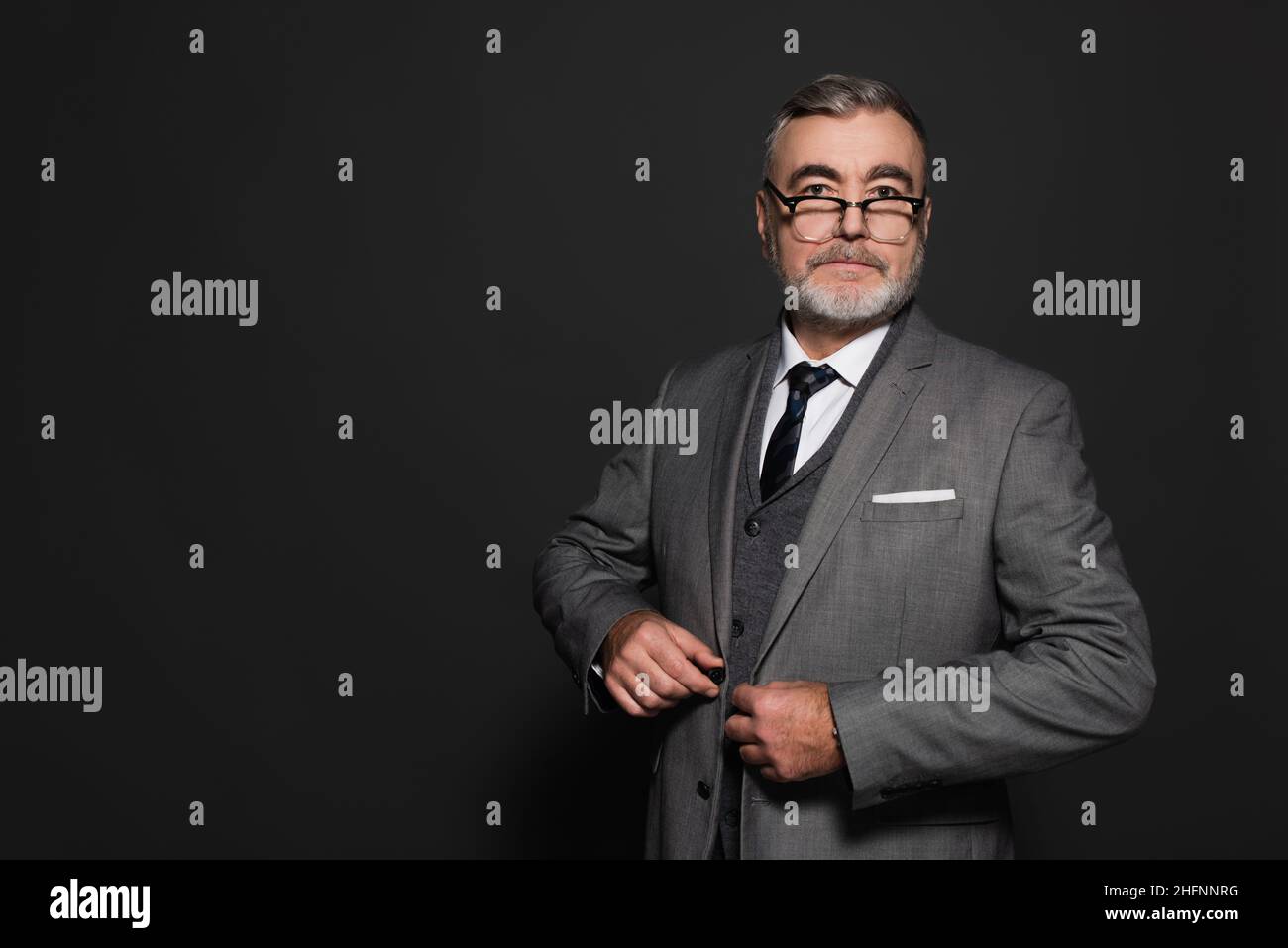 Grey haired man handsome hi-res stock photography and images - Alamy