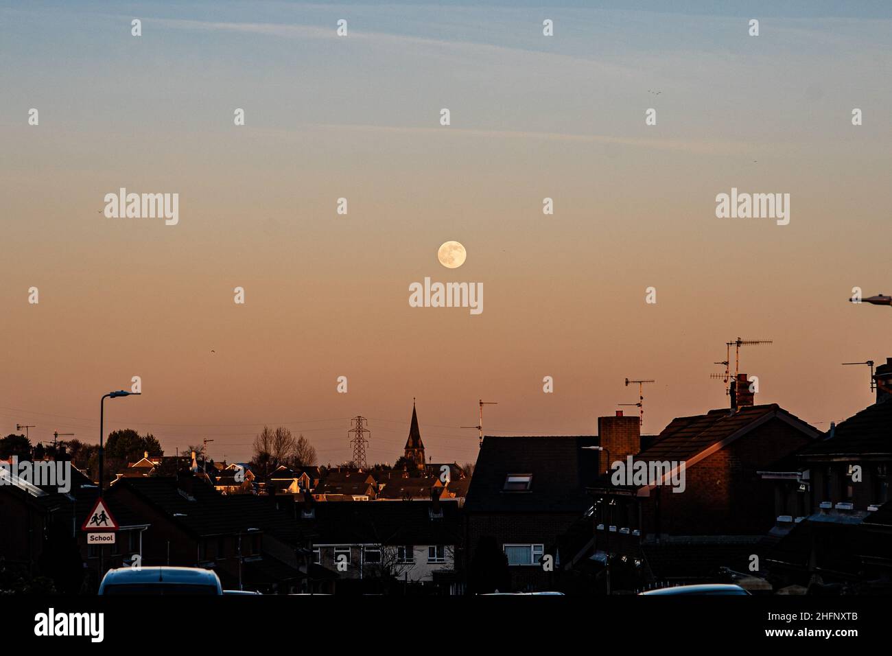 Uk church spire and full moon hi-res stock photography and images - Alamy