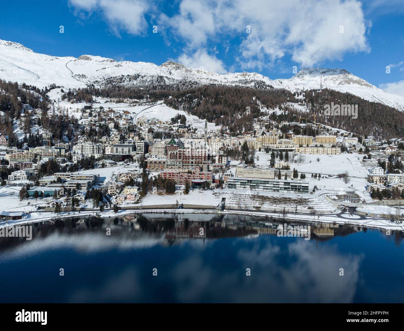 Saint moritz aerial hi-res stock photography and images - Alamy