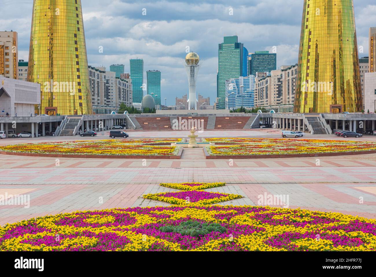 Central boulevard hi-res stock photography and images - Alamy