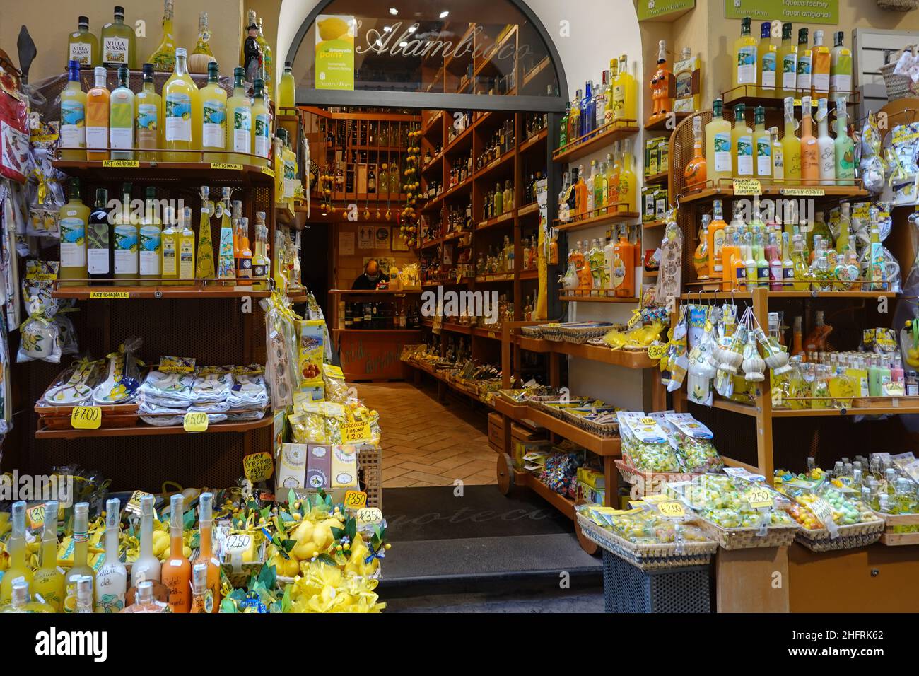 Limoncello sorrento hi-res stock photography and images - Alamy