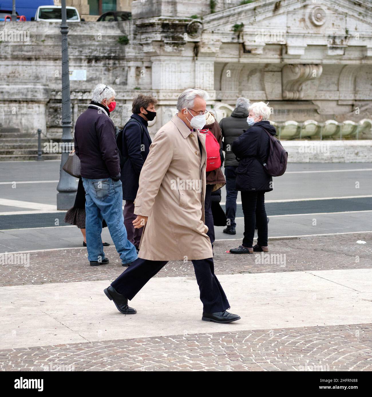 Victims train disaster hi-res stock photography and images - Alamy
