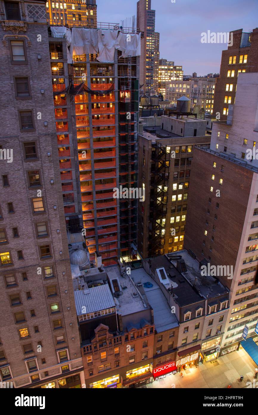 Highrise Building Construction Site, Dusk, NYC Stock Photo - Alamy