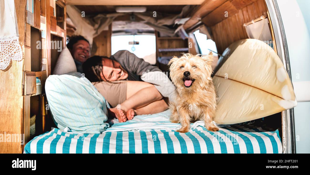 Vanlife lovers hi-res stock photography and images - Alamy